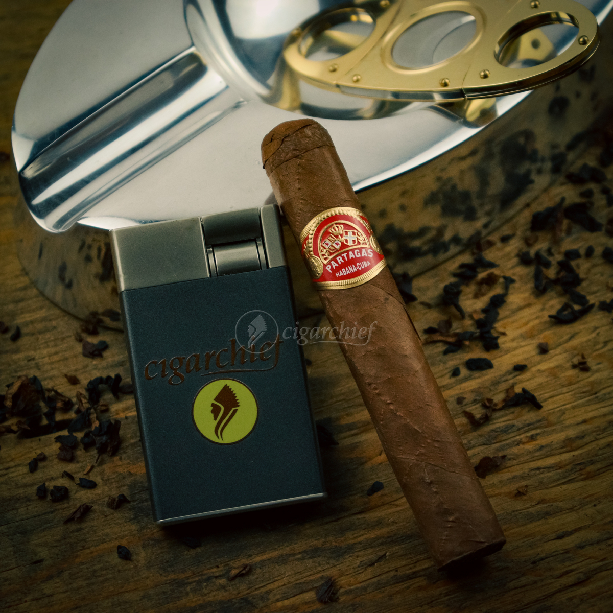 Copenhagen Long Cut Black Weyman’s Reserve Chewing Tobacco - Cigar Chief
