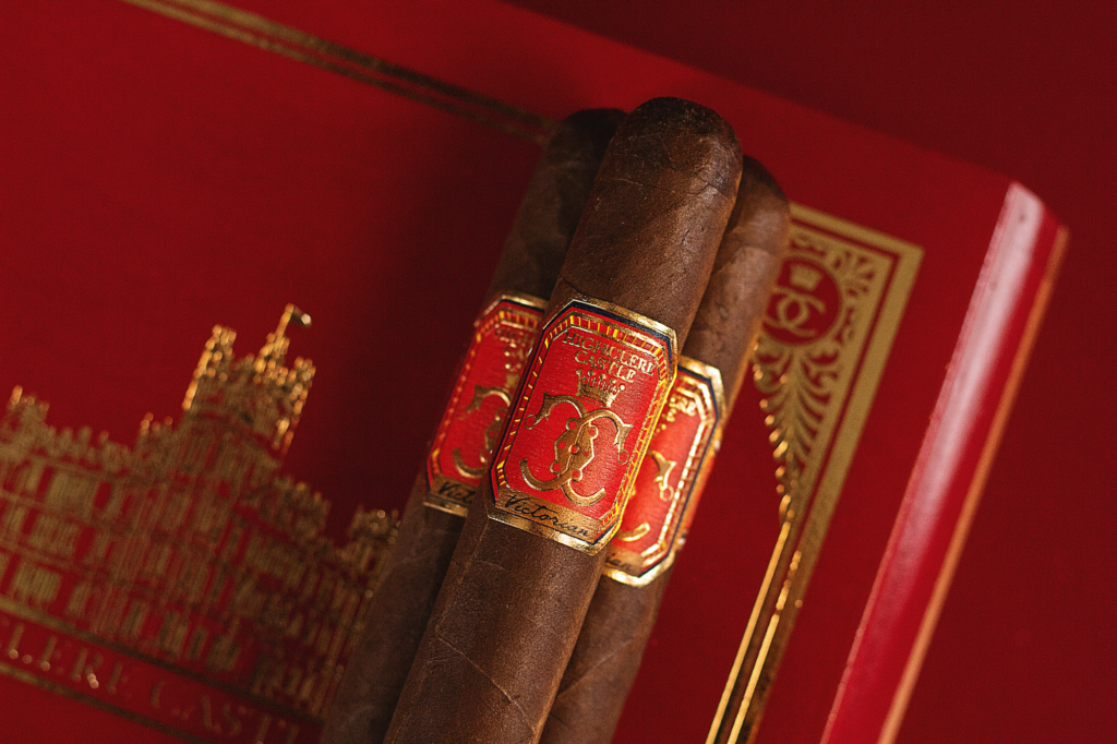 Foundation Highclere Castle Victorian Robusto - Cigar Chief