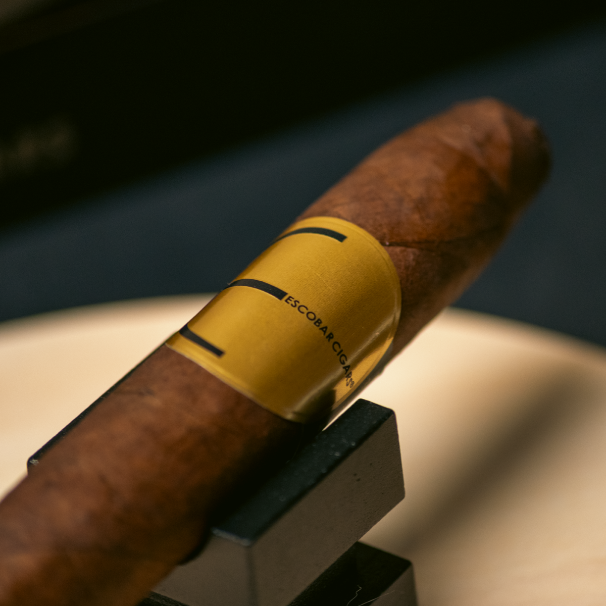 Escobar Natural Distinguidos Romeo - Cigar Chief